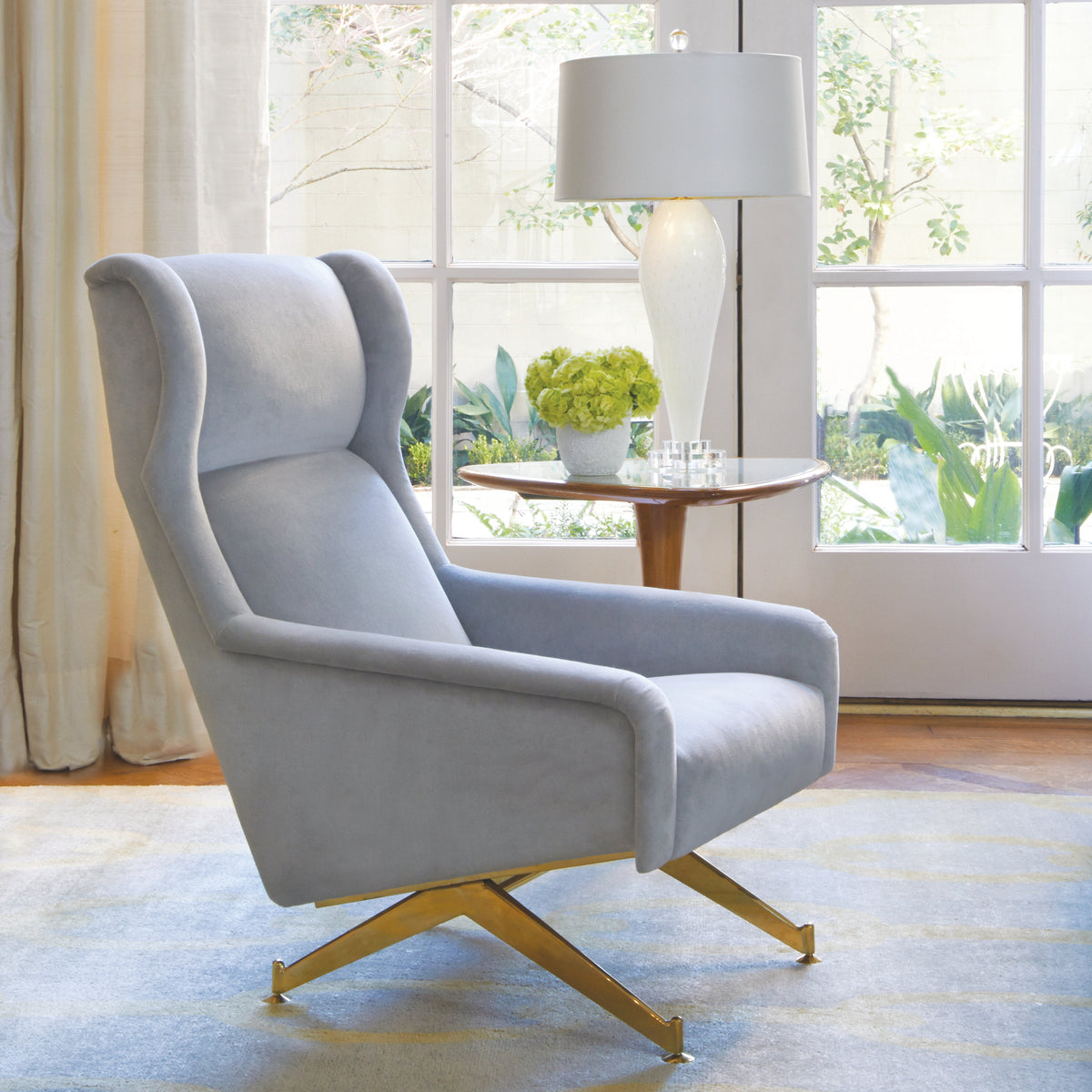 Milan Chair – Jan Showers